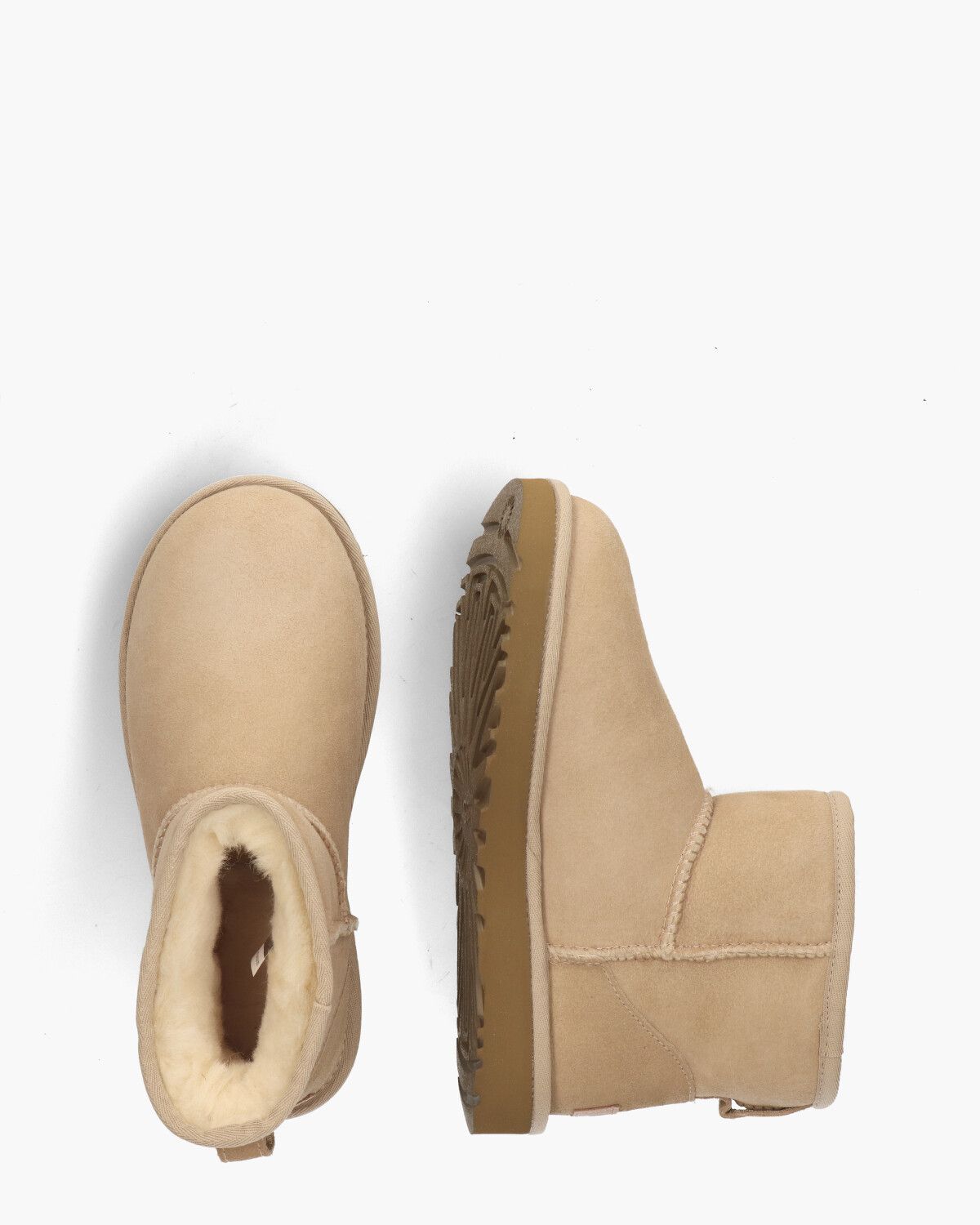 Ugg Classic Mini II Boot Sand Dames Enkelboots - Van Arendonk.nl